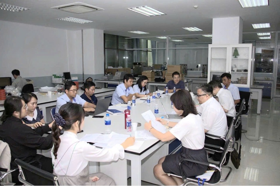 Đoàn chuyên gia SK của Nhật Bản đến thăm và làm việc tại QUATEST 3