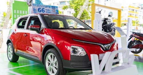 Chủ xe VinFast VF 5: ‘Đây là người bạn đồng hành lý tưởng cho mọi gia ...